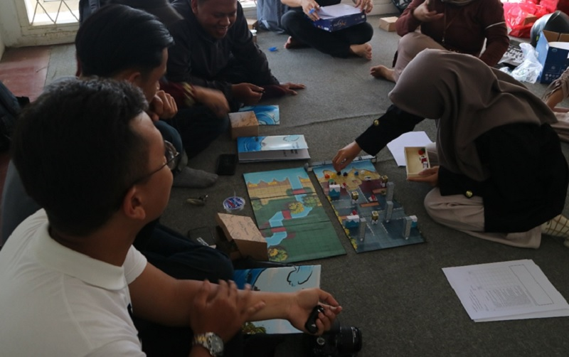 Dosen DKV ITERA Rancang Permainan Edukasi Bagi Anak Korban Bencana Tsunami - DKV ITERA